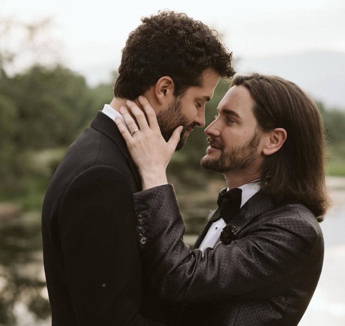 Quién es Javier de Hoyos: su edad, su pareja actual y cuánto mide