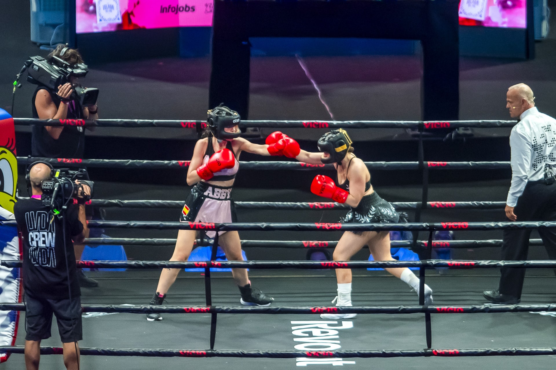 El inesperado vídeo de Abby tras ganar a RoRo en 'La Velada del Año 5': "He tocado fondo"