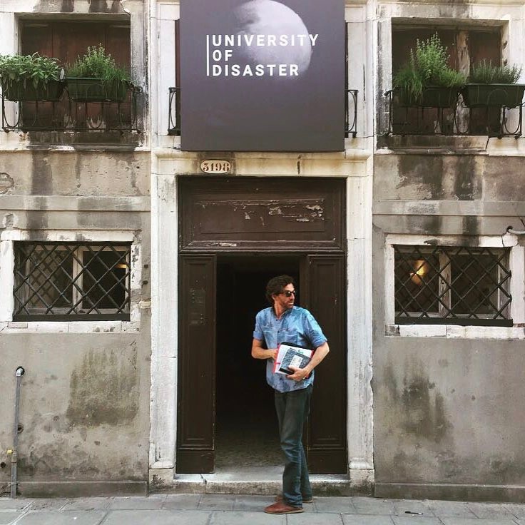 ¿Quién era Diego Borella, el trabajador de Emily in Paris fallecido? Su ...