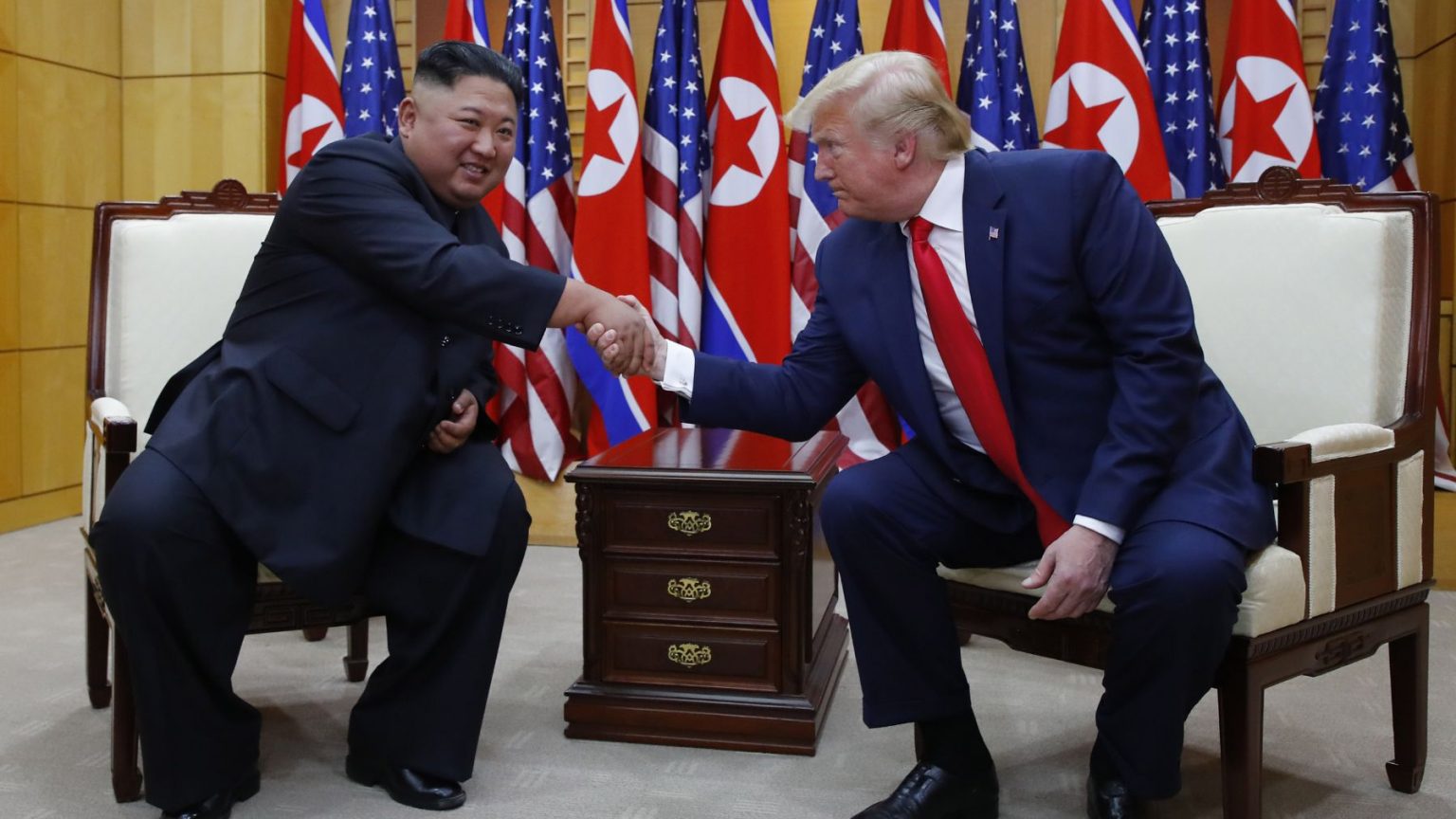 Trump no descarta verse con Kim Jong Un: "Estoy completamente abierto"