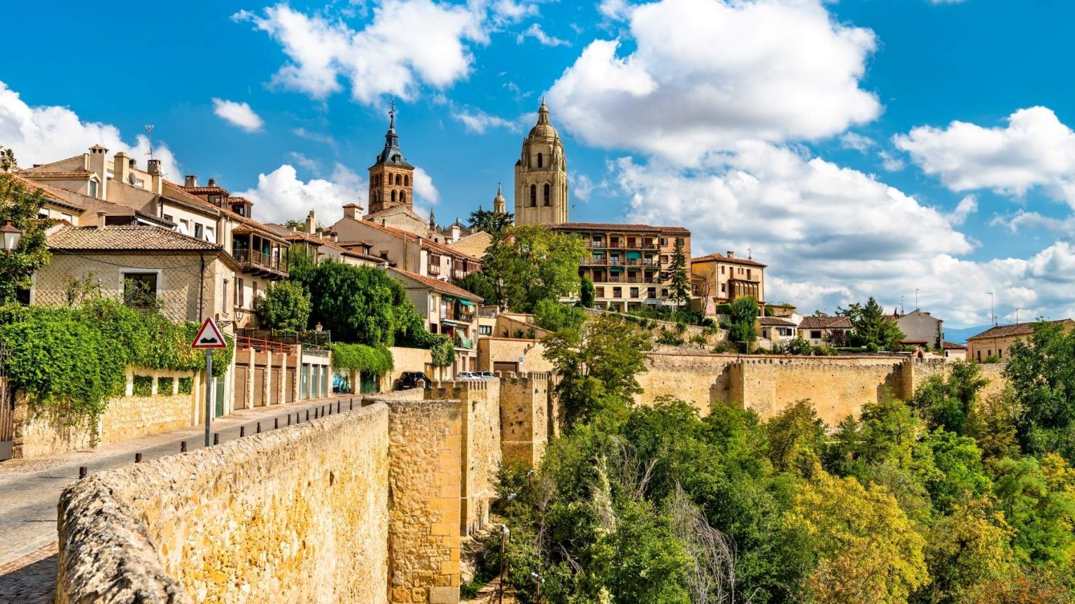 ¡Feliz Día de Castilla y León! Las mejores frases e imágenes para ...
