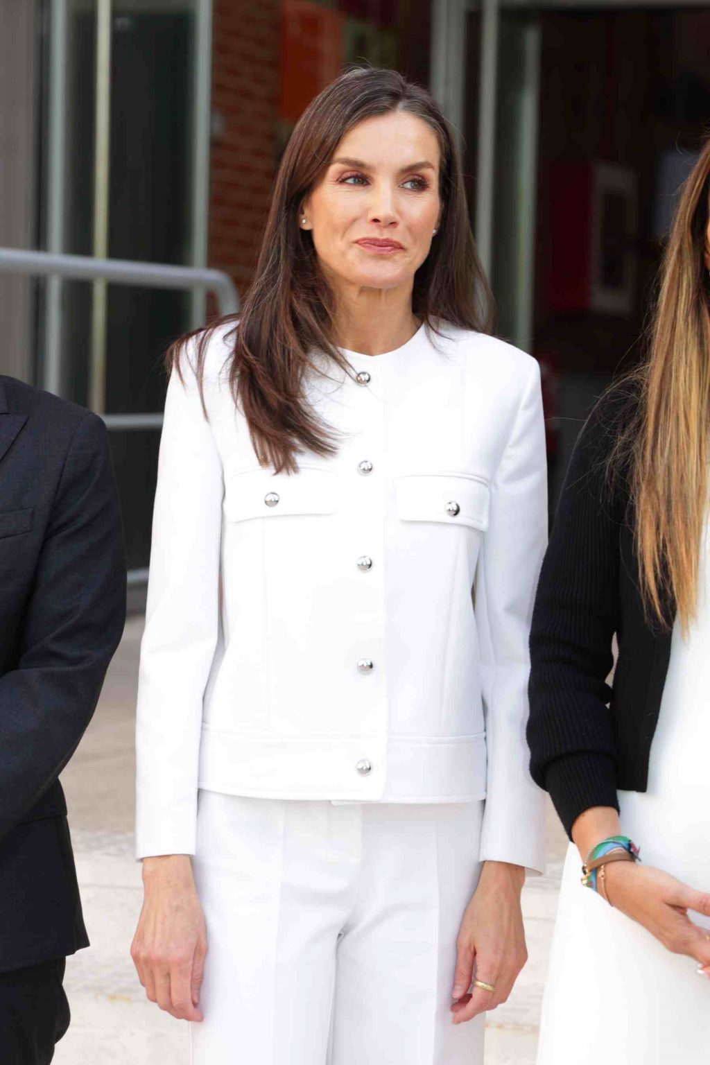 La Reina Letizia convierte Mango en su mejor arma en su cita con la ...