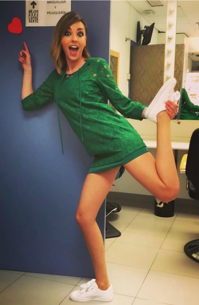 Anna Simon demuestra con sus looks que el verde es su color favorito