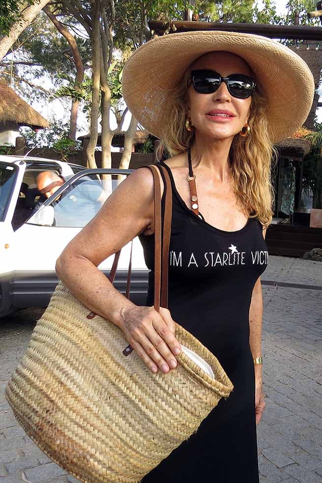 Carmen Lomana inaugura la temporada de bikini