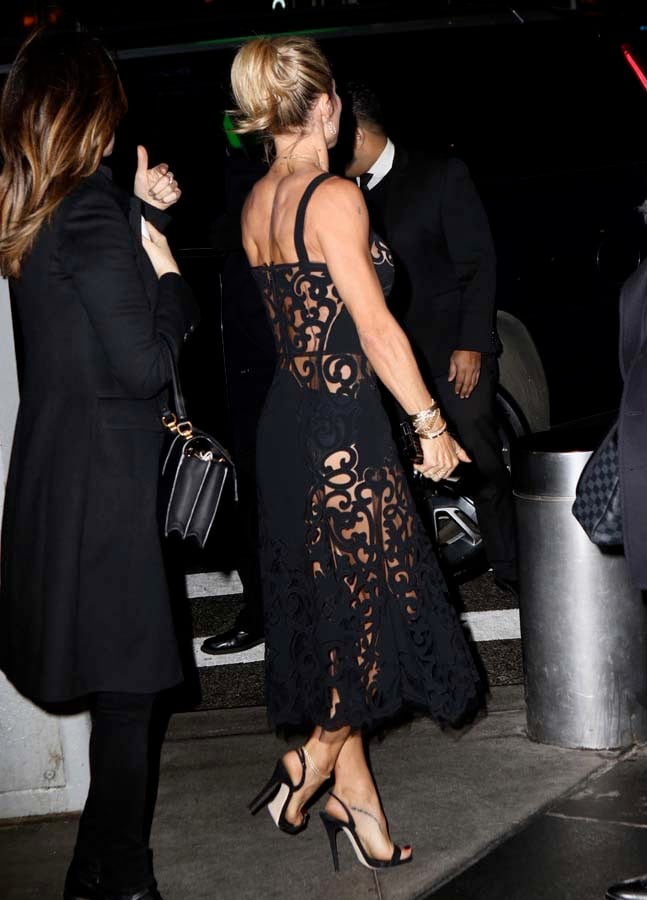Elsa Pataky calienta la Gran Manzana con su vestido transparente - Look