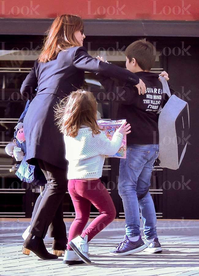 La prueba de que la familia de Xabi Alonso no renuncia a su vida de ...