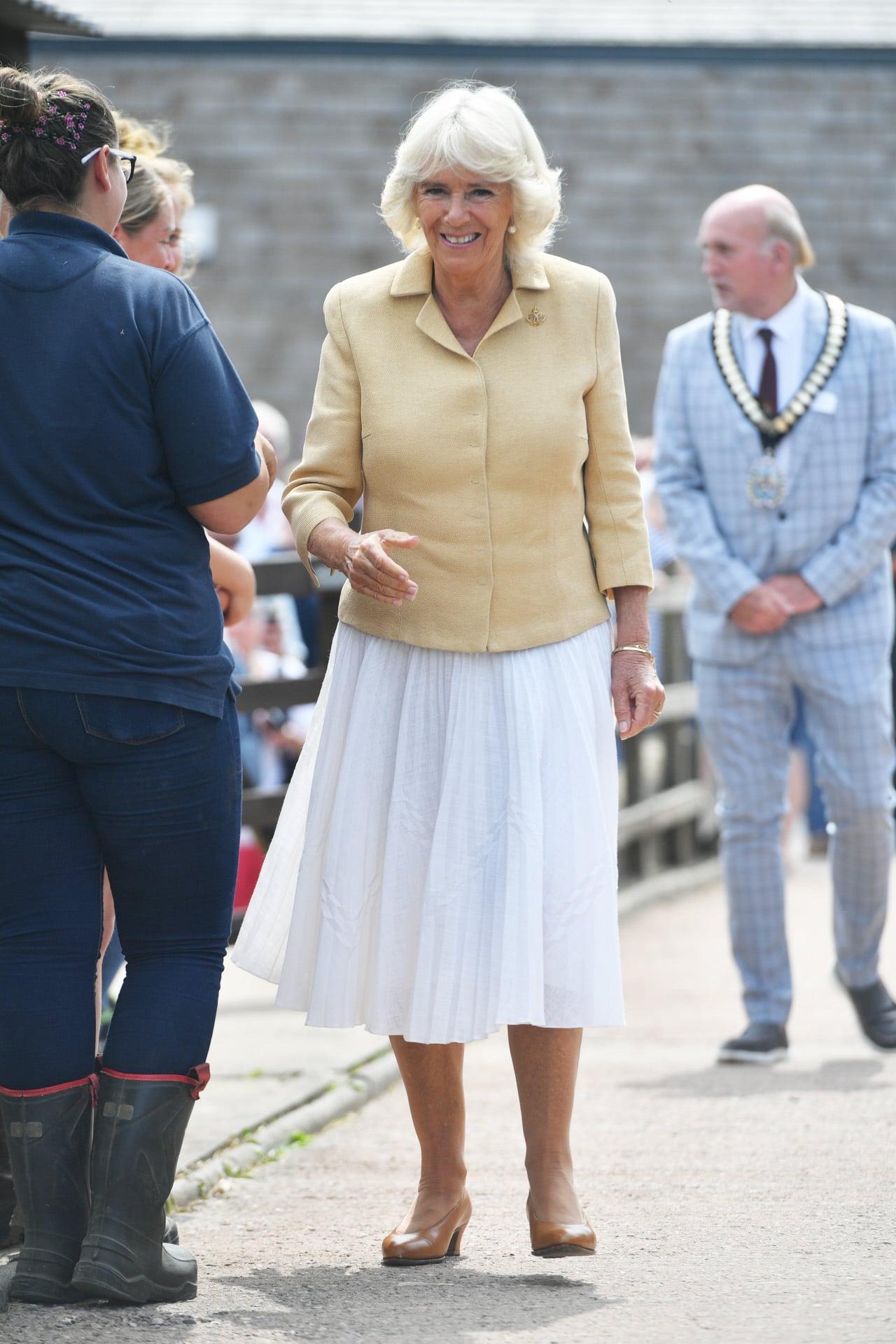 Camilla Parker: La duquesa cambia a Carlos por un burro en el día de su ...
