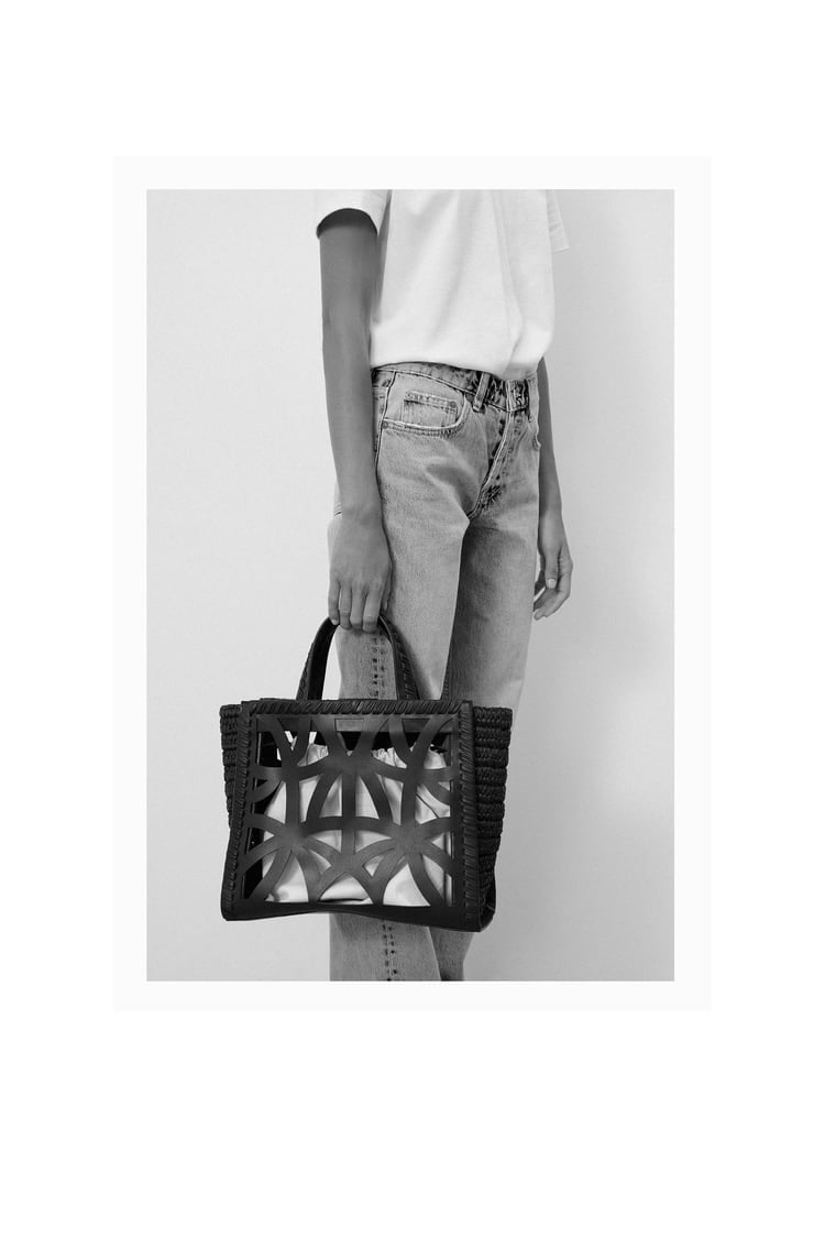 El guiño de Zara a Loewe con este bolso de piel 'low cost'