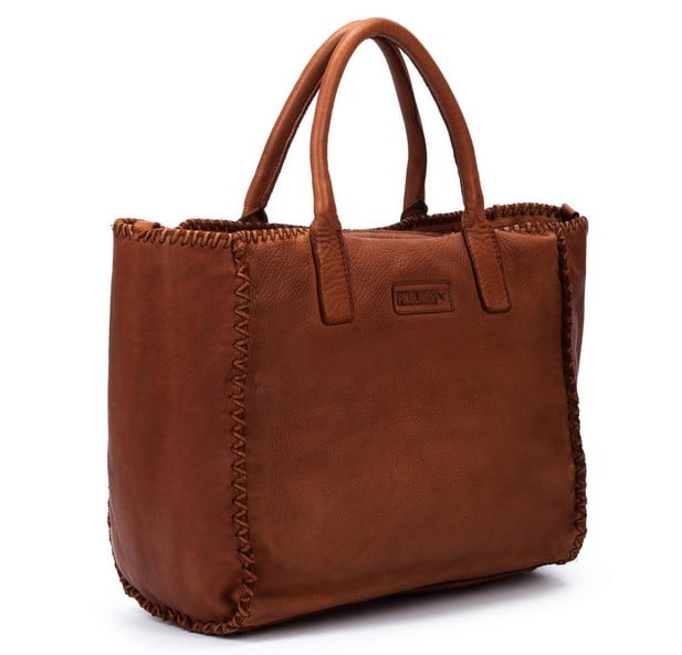 Pikolinos lleva el estilo cowboy a los complementos con este bolso tote ...