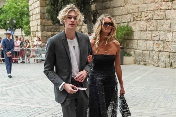 Las imágenes más destacadas de Elle Macpherson durante su silenciosa ...