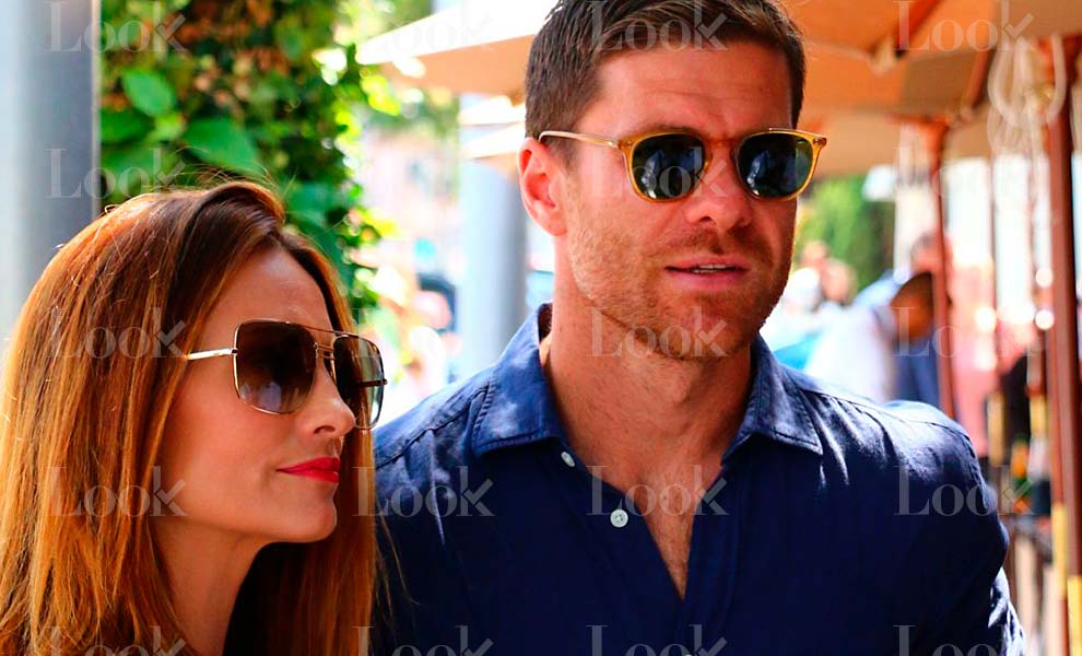Xabi Alonso And Nagore Aramburu Photos Photos Alex
