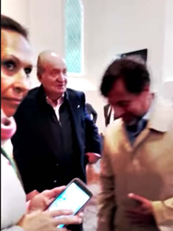 Habla la mujer que grabó el vídeo del Rey y Marta Gayá
