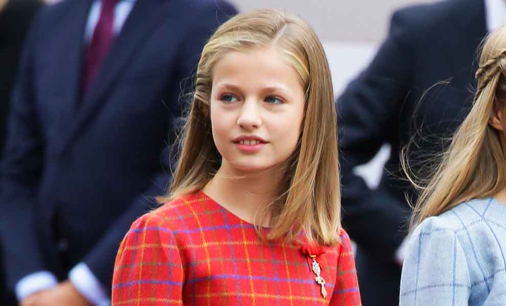Día de la Hispanidad 2018: Leonor reaparece luciendo el 'Toisón de Oro ...