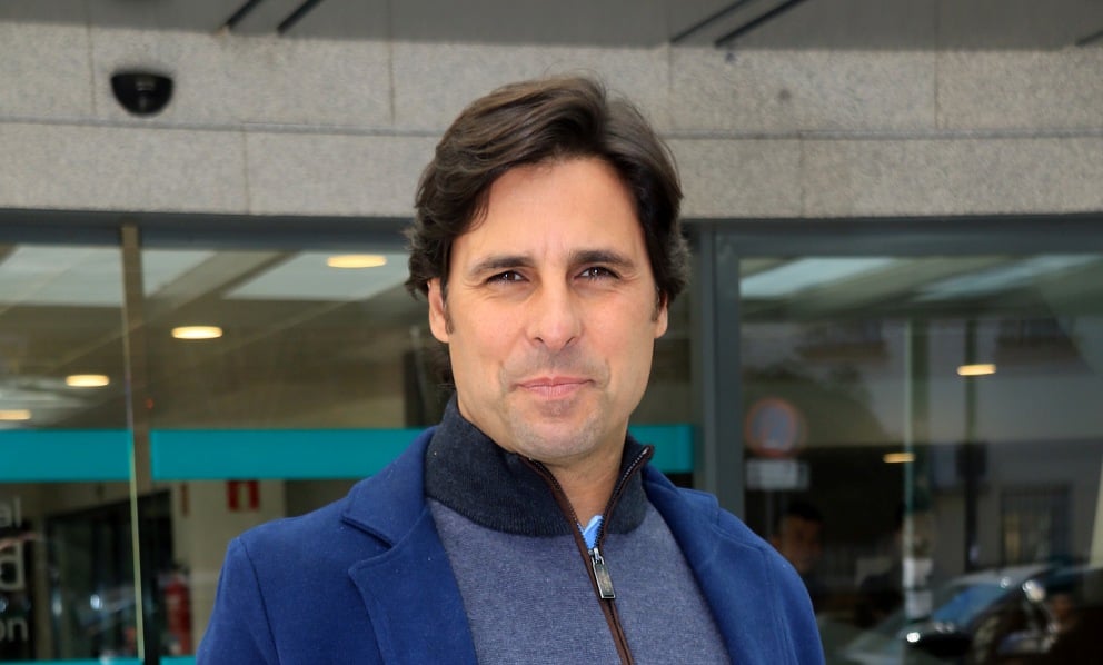 Francisco Rivera presume de padrazo con su pequeño en brazos