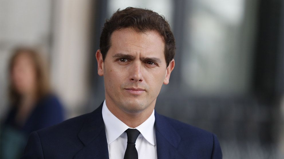 Instagram: Albert Rivera emociona a sus seguidores con una foto de un bebé