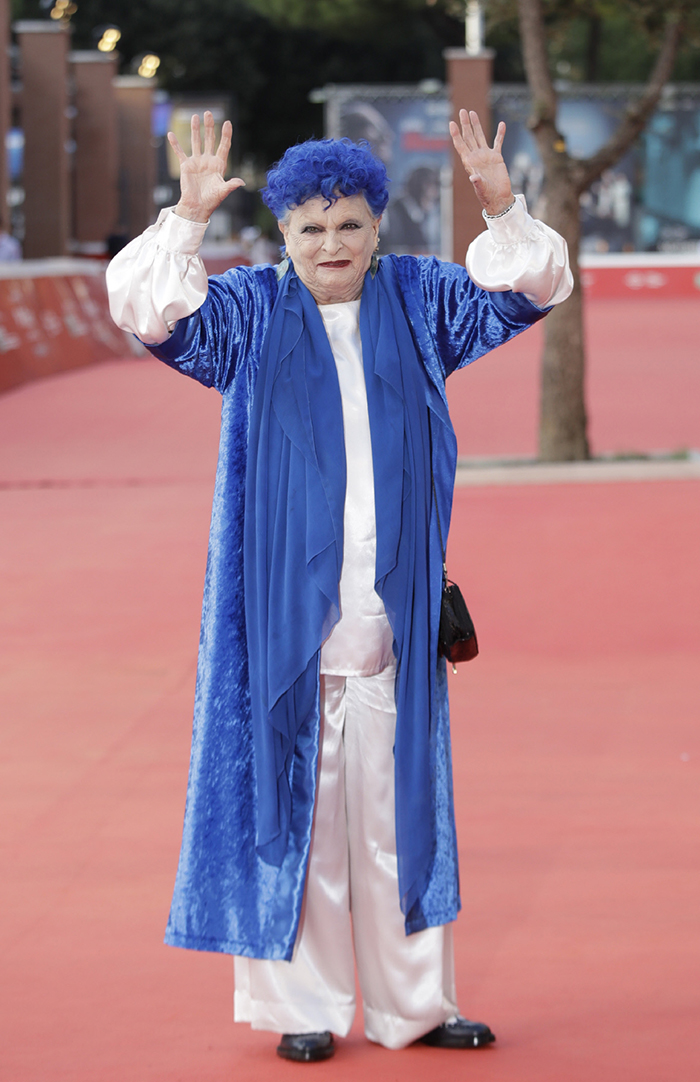 Lucía Bosé: El secreto que escondía su característico pelo azul