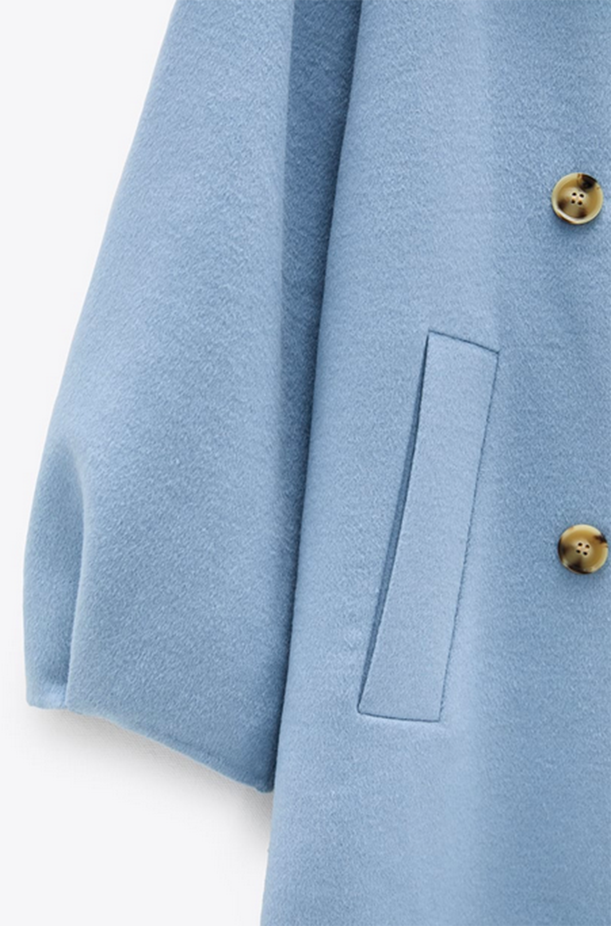 Zara: Adelantate al frío y hazte con el abrigo que está triunfando