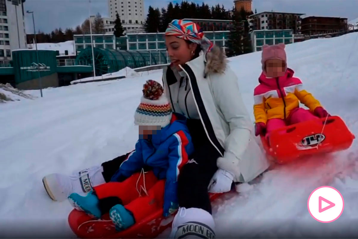 Georgina Rodríguez, una niña más en una jornada de nieve con sus hijos ...