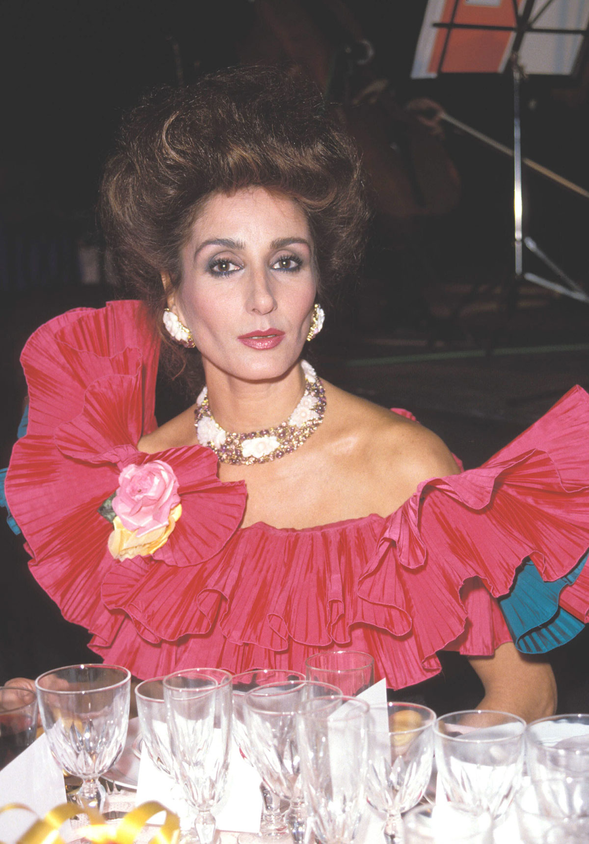 Naty Abascal, el icono de la elegancia, cumple 78 años
