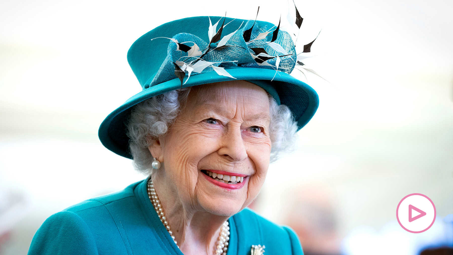 La reina Isabel se desmarca de Harry y Guillermo