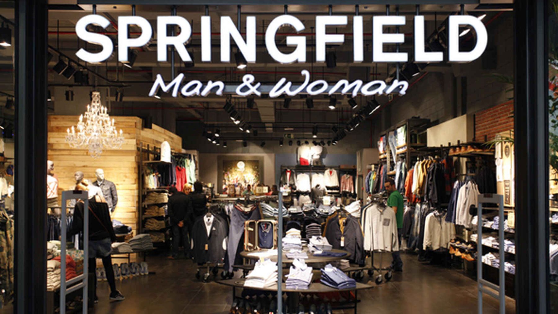 Springfield: Remate final con las mejores prendas al 70% de descuento