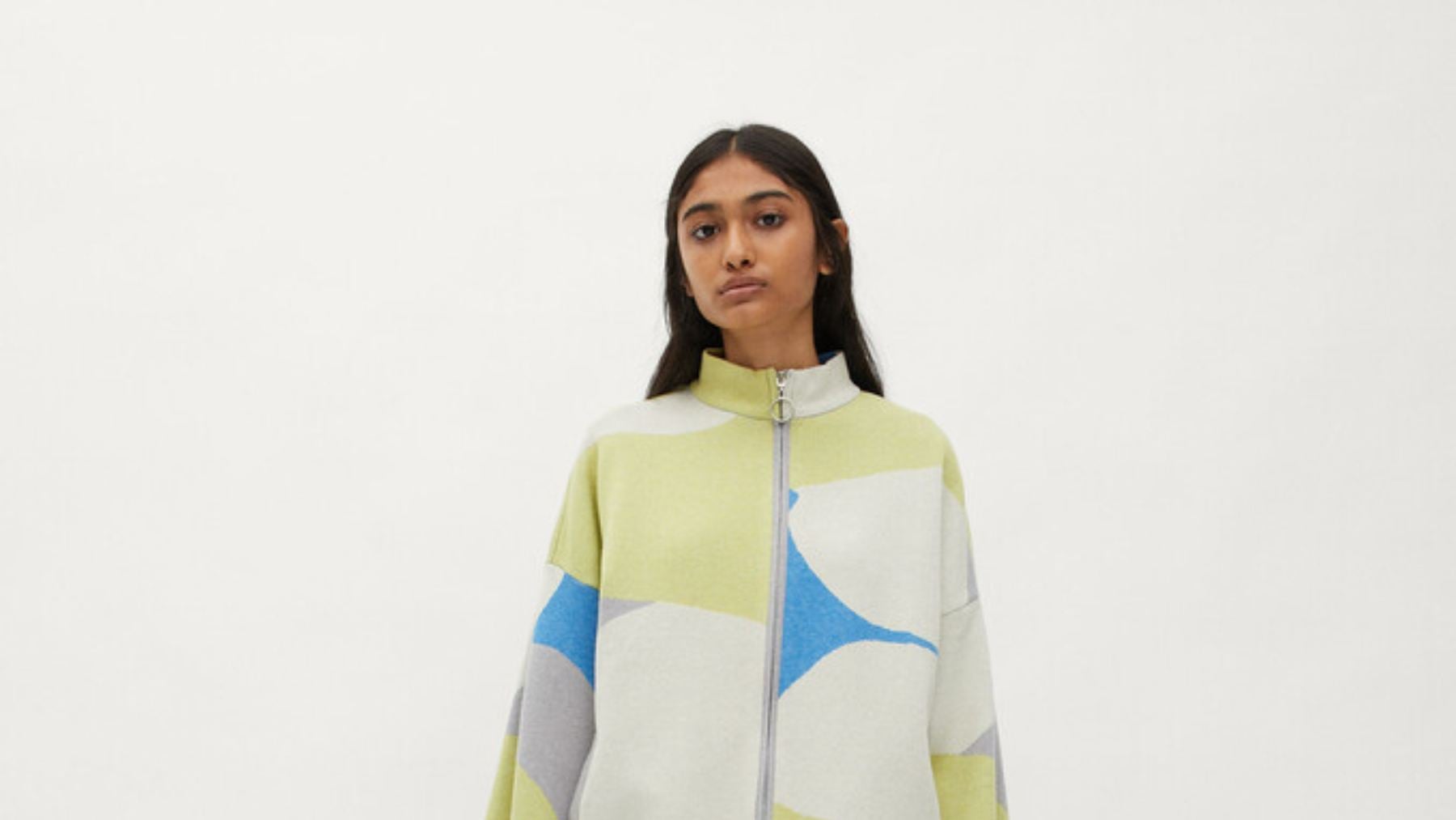 El poncho de la nueva colección de Parfois más irresistible