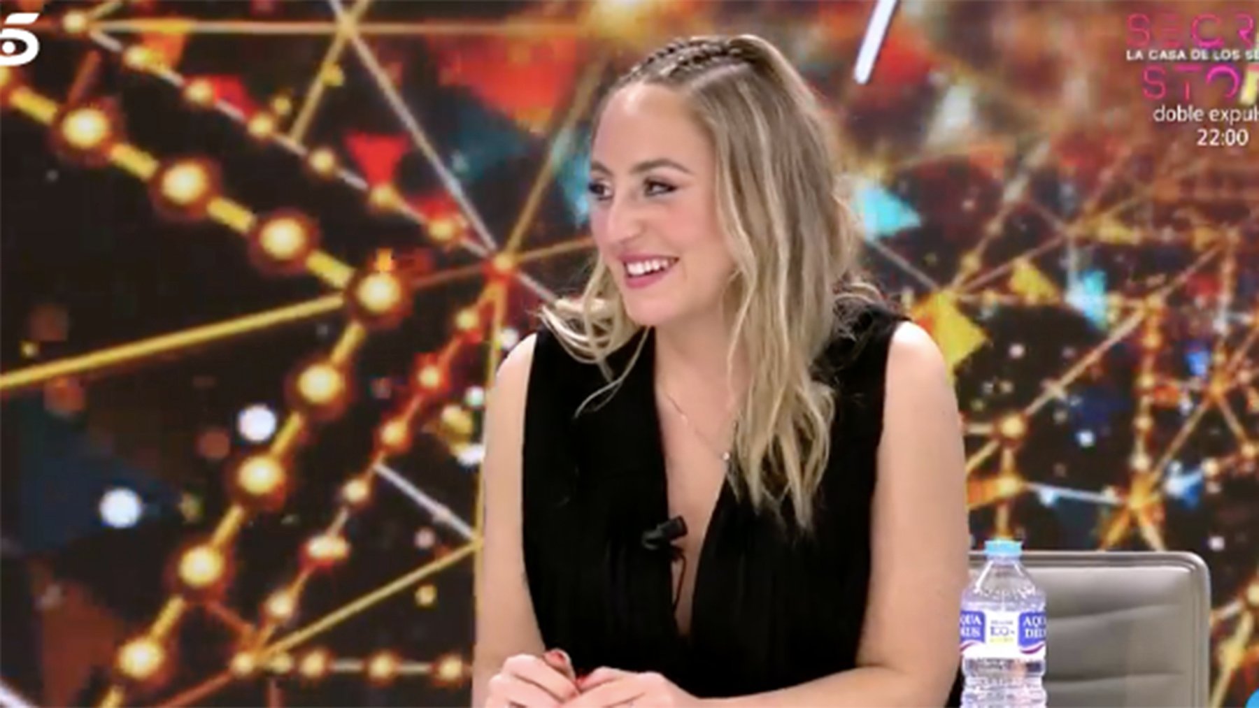 Rocío Flores se estrena como colaboradora de 'Ya son las 8'