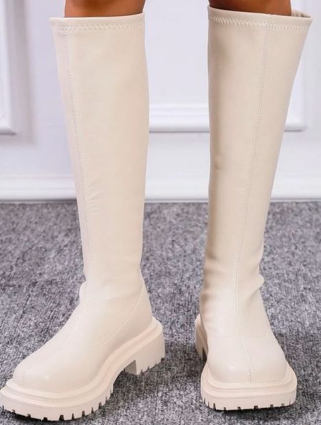 Shein tiene las botas altas blancas que arrasan en el instagram de ...