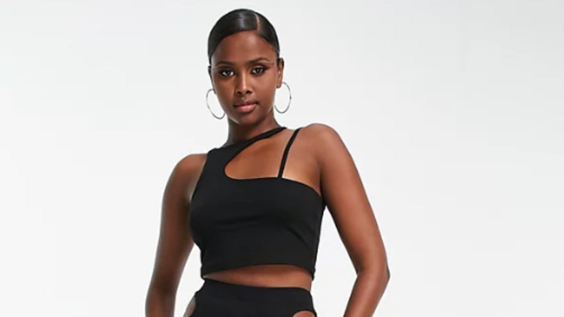 Así son los pantalones negros de ASOS que están arrasando entre las ...