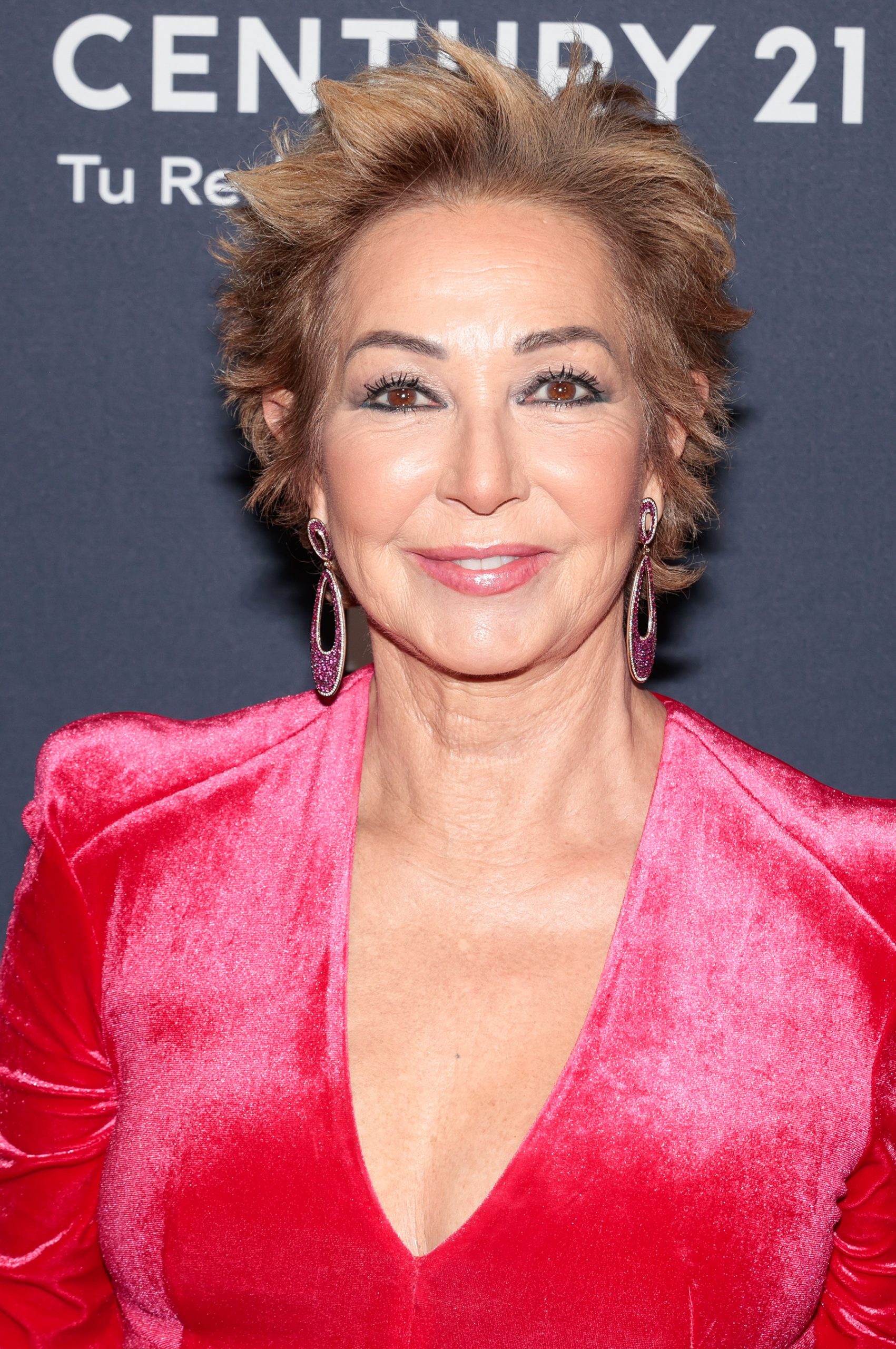 Ana Rosa Quintana repite su fórmula infalible en una de sus noches más ...