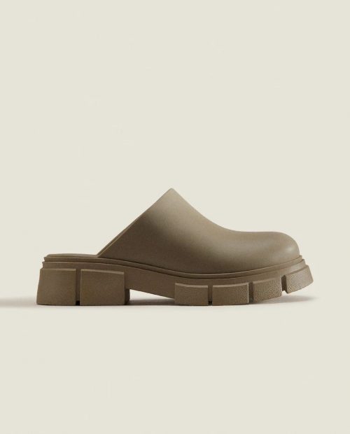 Los zuecos que son tendencia este verano y lo están petando en Zara Home