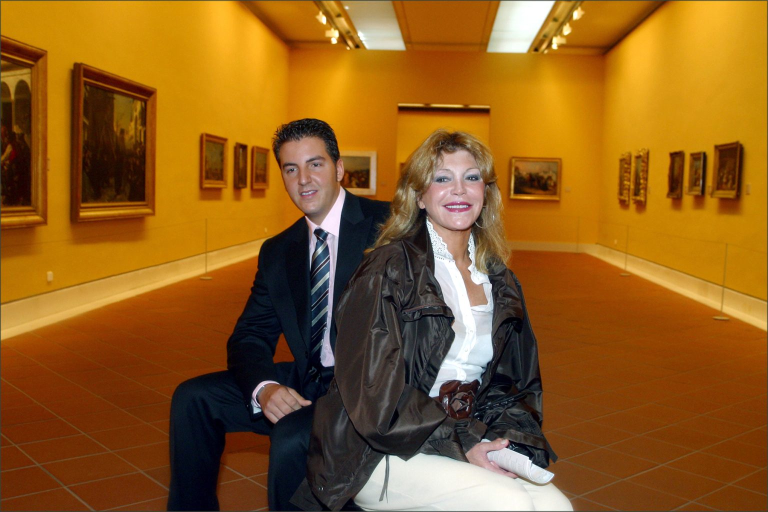 Tita Cervera cumple 80 años en plena guerra fría con su hijo