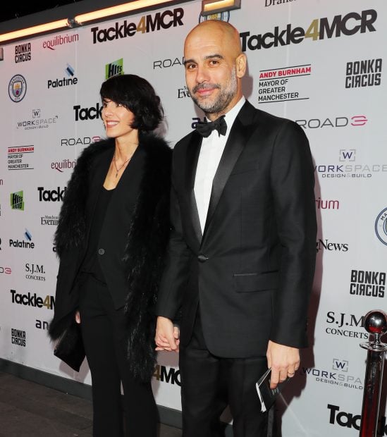 La pasión de Guardiola con su mujer tras ganar la Champions con el ...