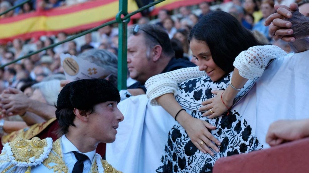 Roca Rey cambia a Victoria Federica por otra "amiga especial"