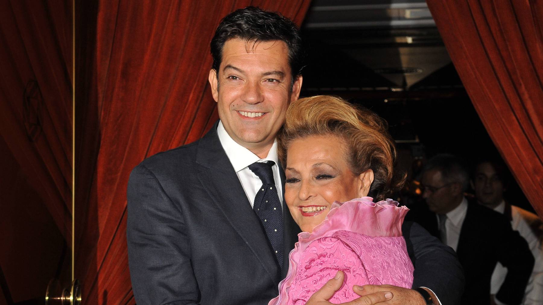 Esto es lo que va a hacer Algueró con las cenizas de Carmen Sevilla