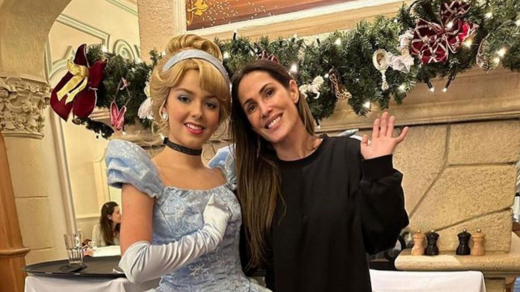 Malú abre el álbum de su divertida escapada mientras Albert afianza su ...