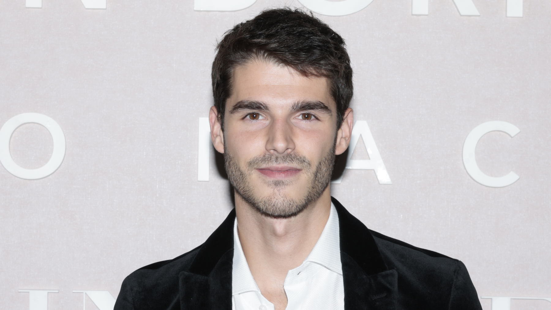 Álvaro Mel rompe su silencio tras sufrir un ataque de pánico: "Todo está mal"