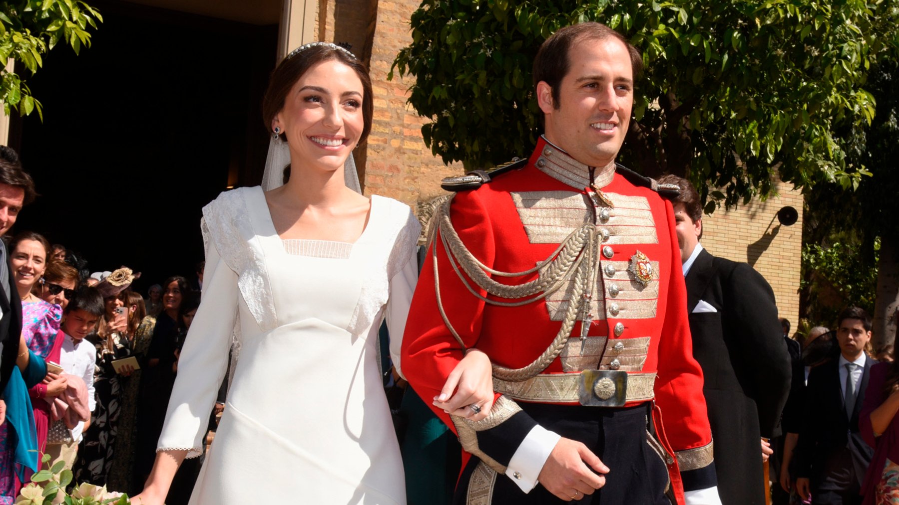 La razón por la que Javier Solís se ha casado con el mismo uniforme que los Alba