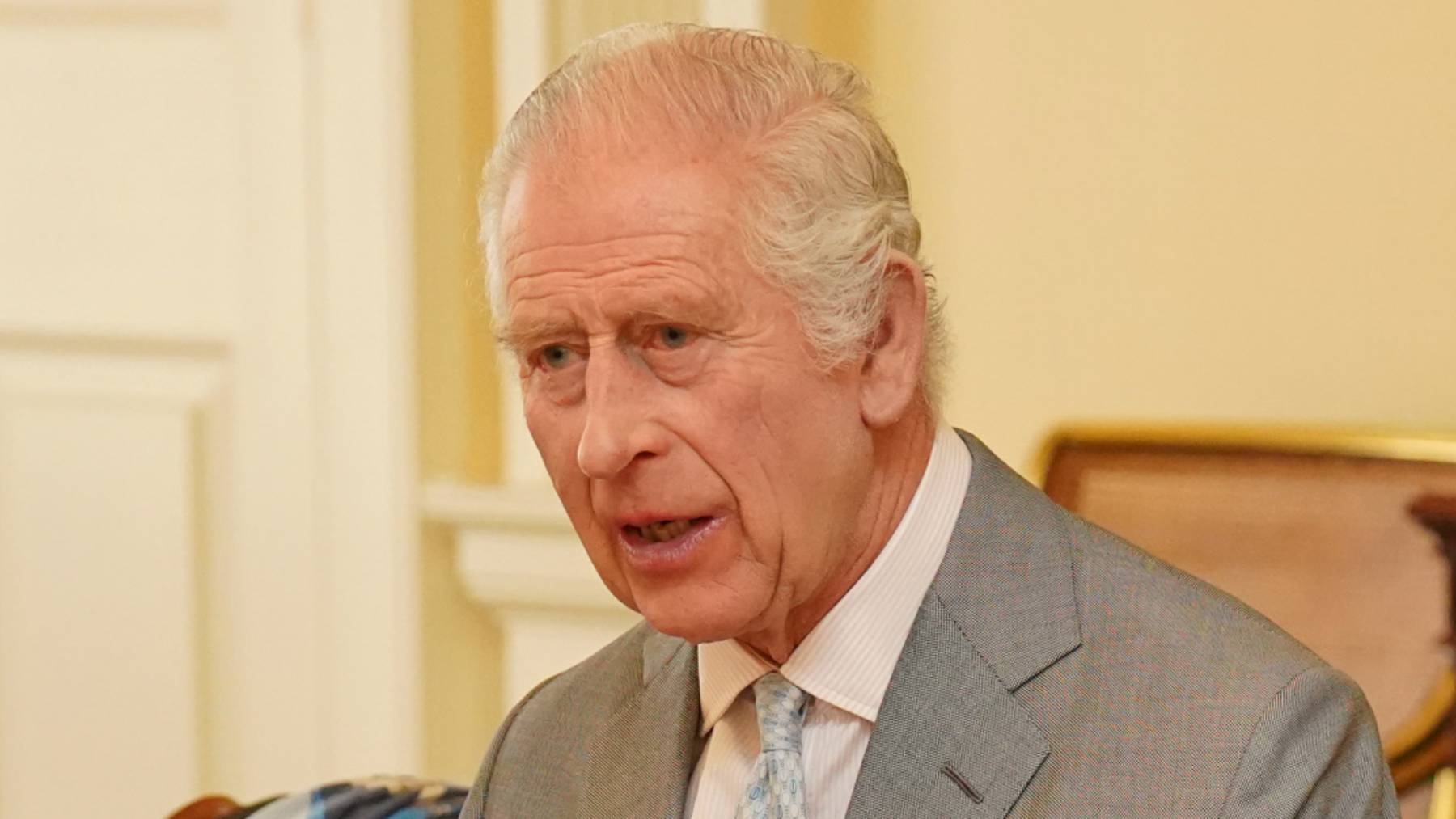 Carlos, al pie del cañón tras confirmarse el cáncer de Kate