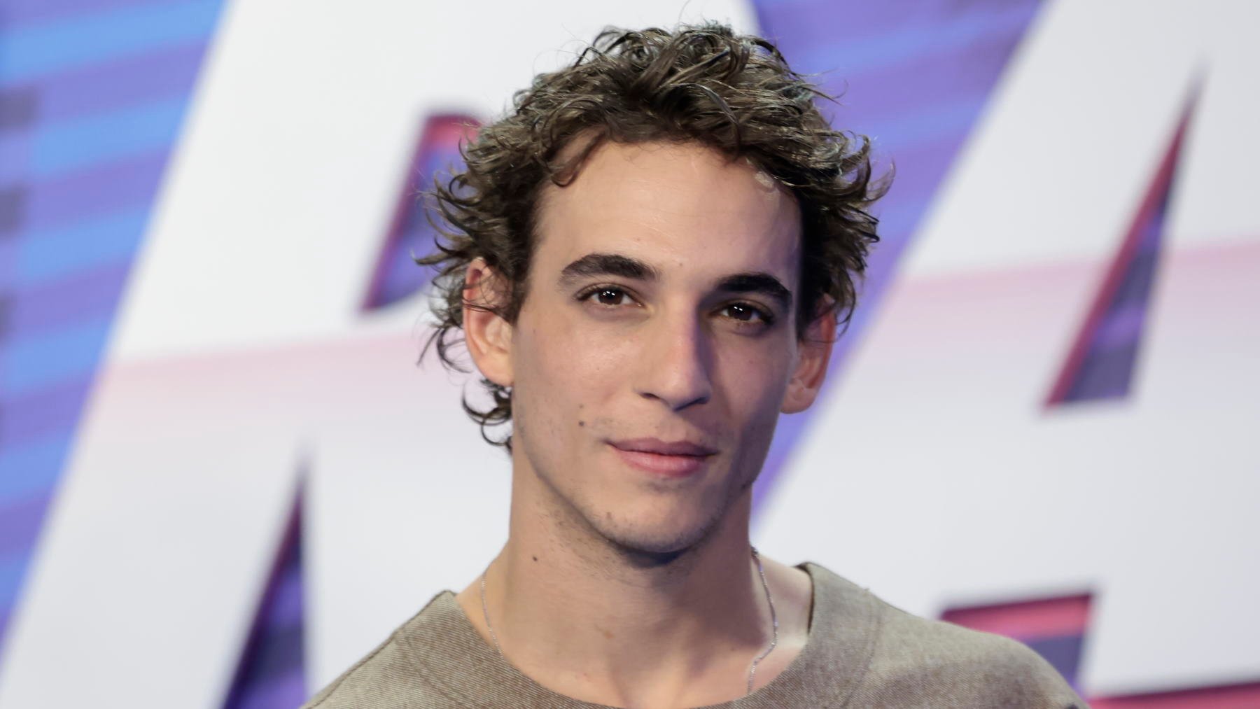 La impactante foto de Miguel Herrán en el hospital tras su accidente de ...