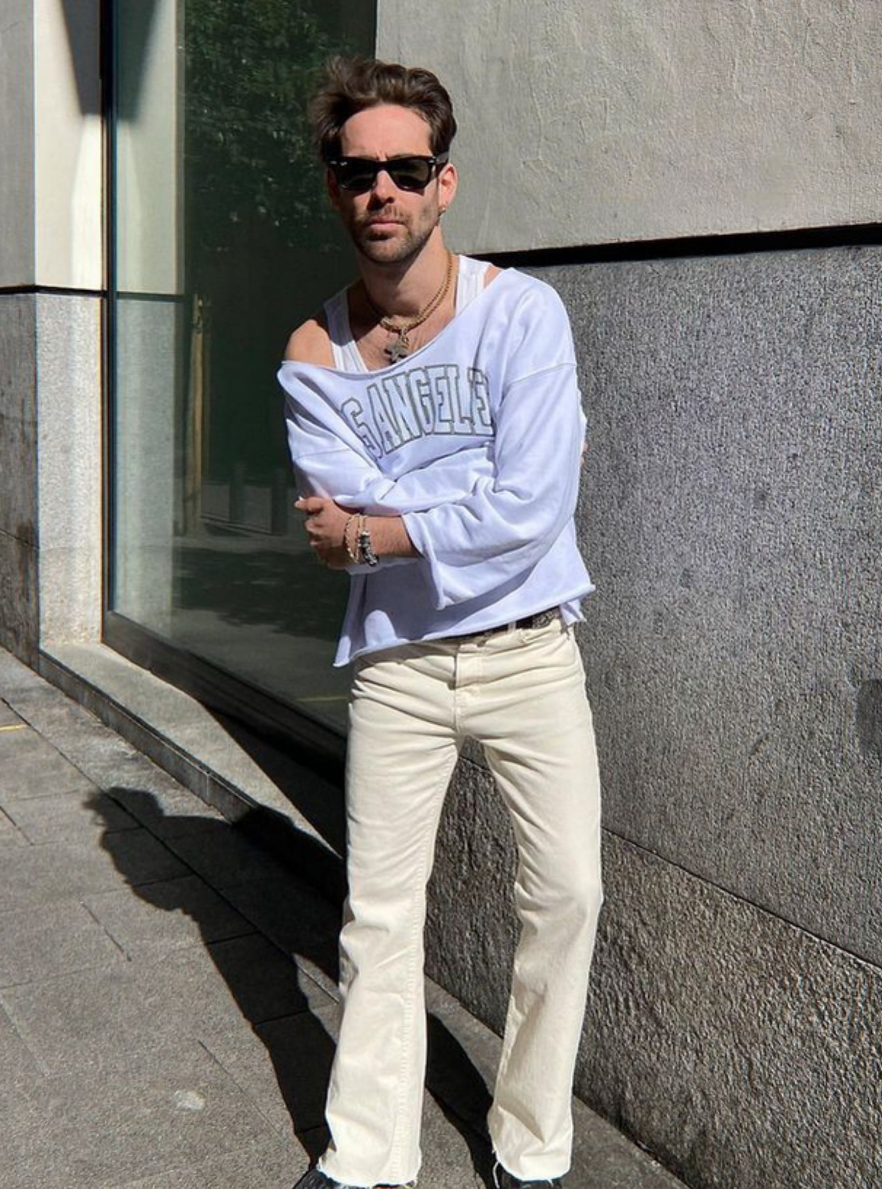 Así es Carlos Deltell, el curioso amigo de Victoria Federica del que ...