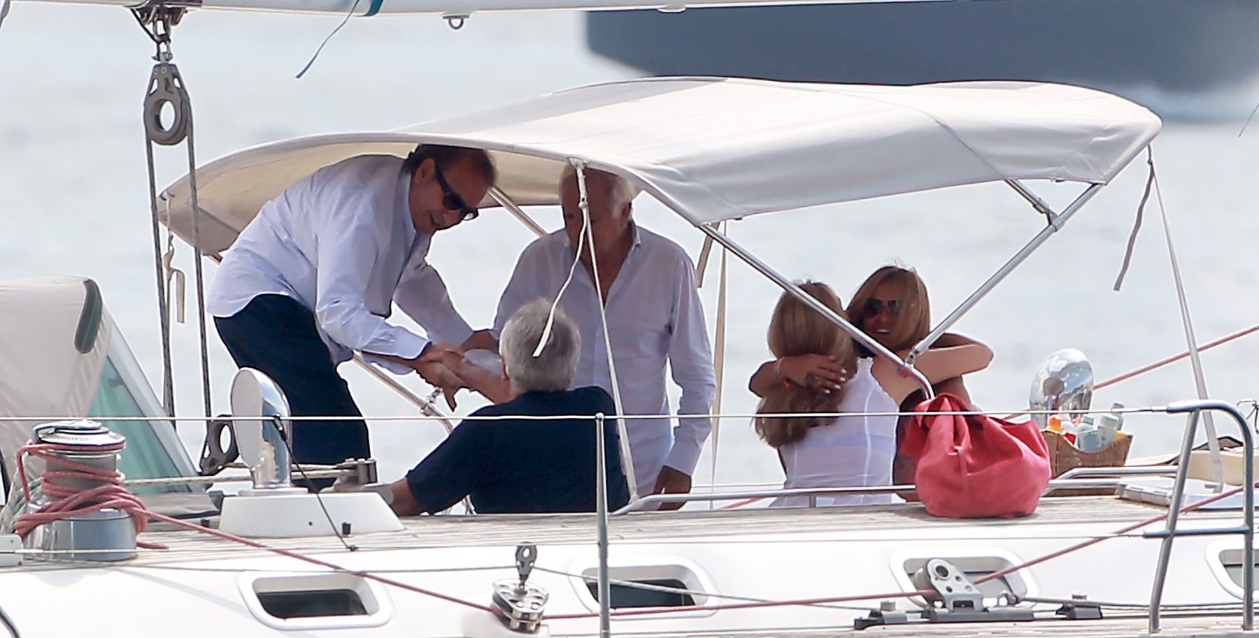 Felipe González Y Mar García Vaquero, plan de domingo con amigos