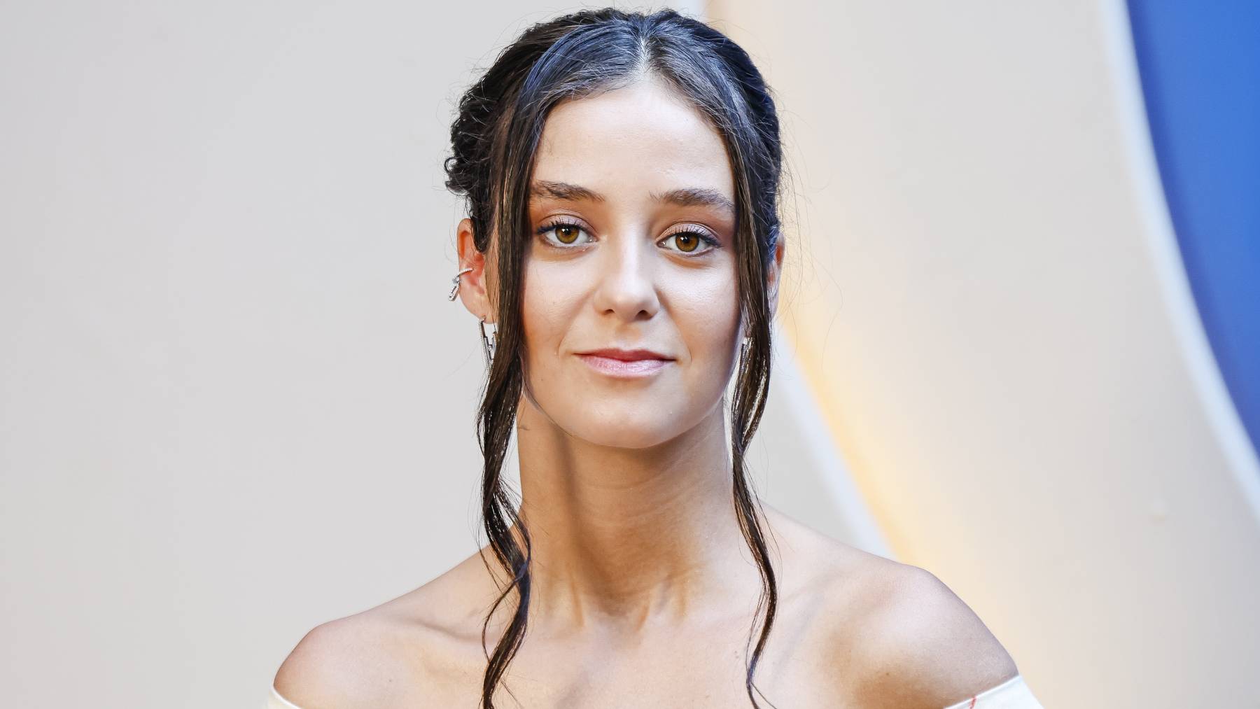 Victoria Federica deslumbra con un 'look' romántico, valorado en casi ...