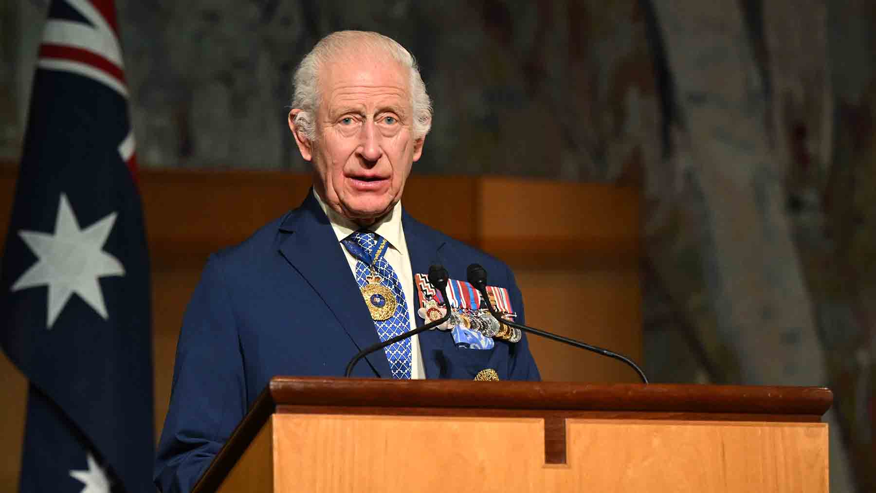 El rey Carlos III, foco de la ira de una líder aborigen