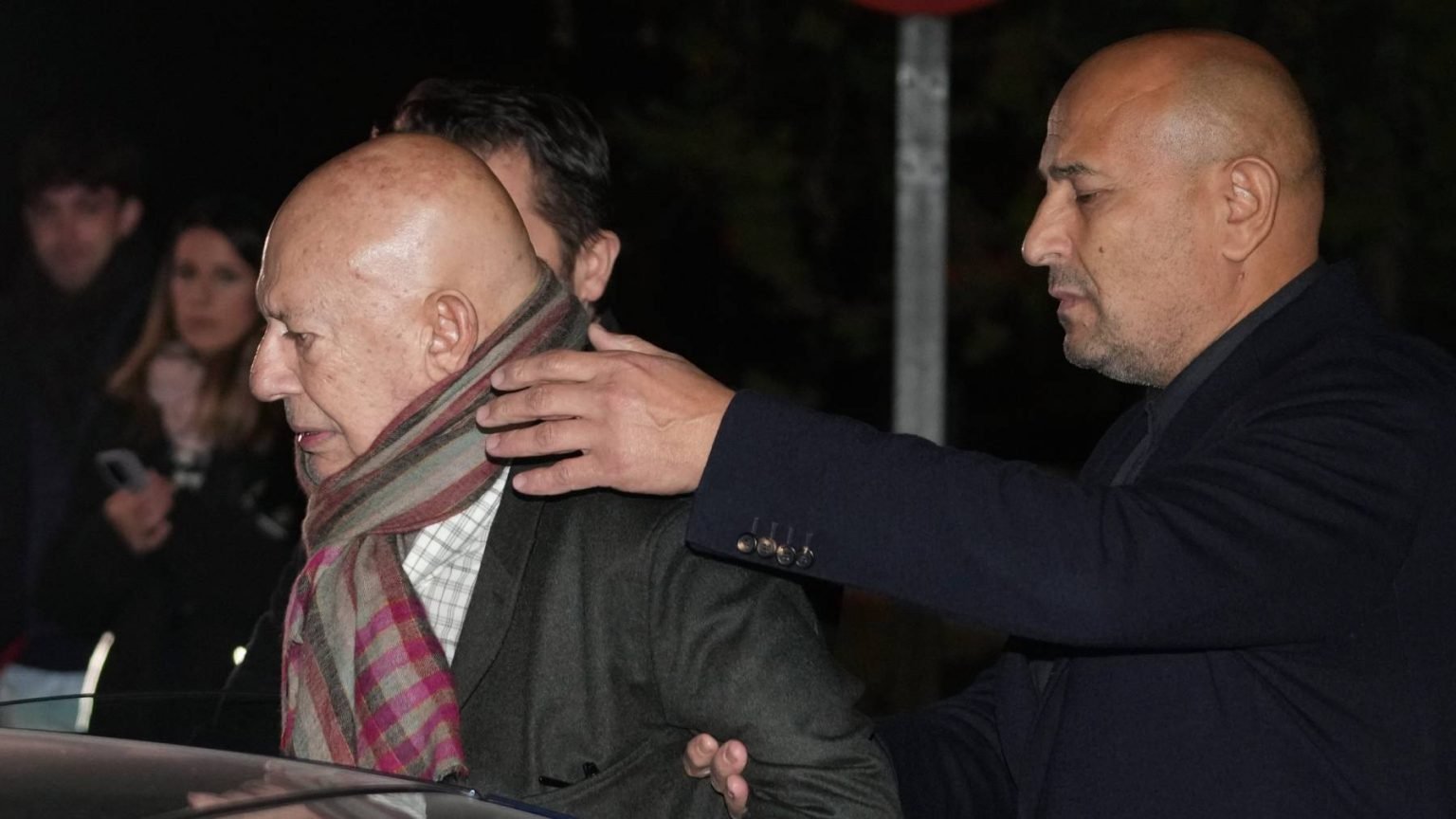 Isak Andic: familiares y amigos dan el último adiós al fundador de Mango