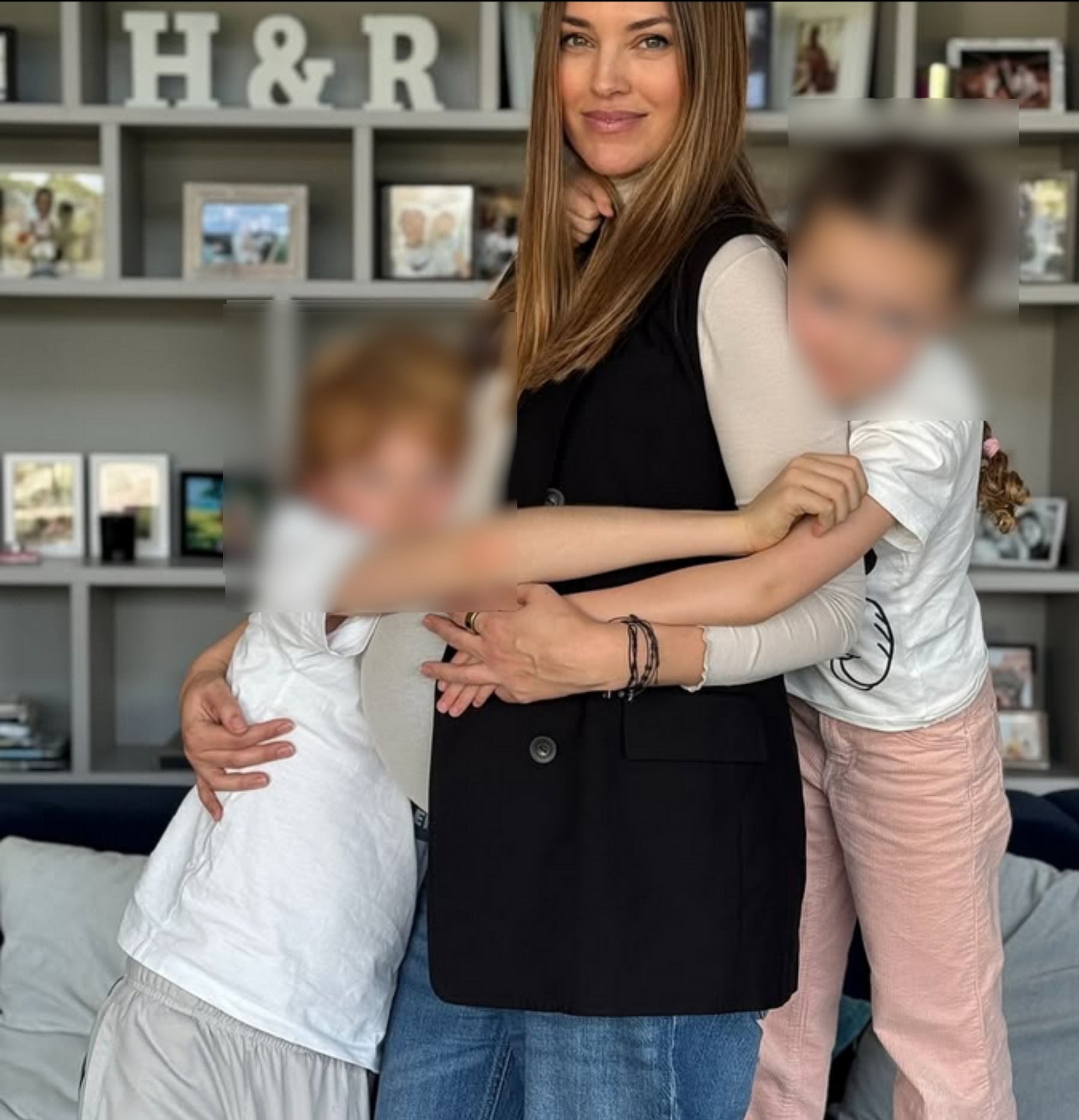 Helen Lindes abre el álbum privado de la 'baby shower' que le han ...