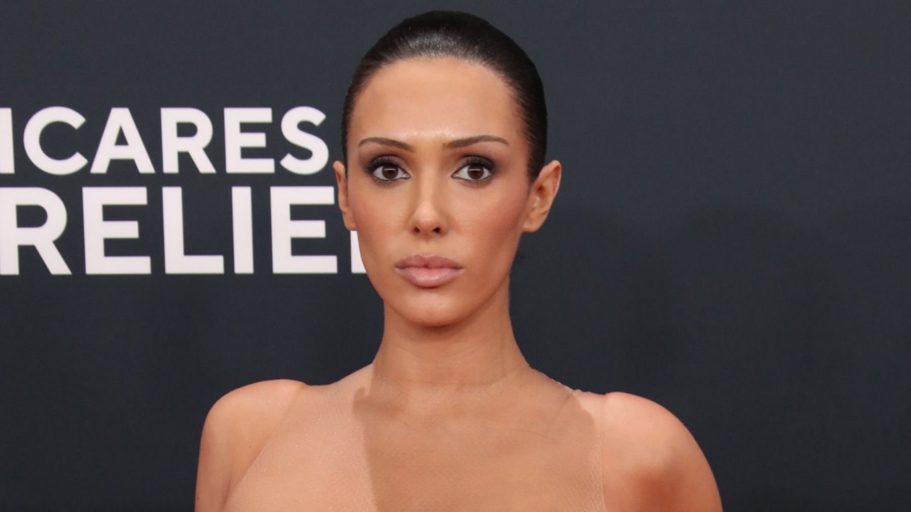 Todo sobre Bianca Censori, la protagonista inesperada de los Grammy