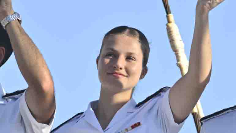 Leonor, a punto de llegar a Punta Arenas: sus dos paradas en Chile