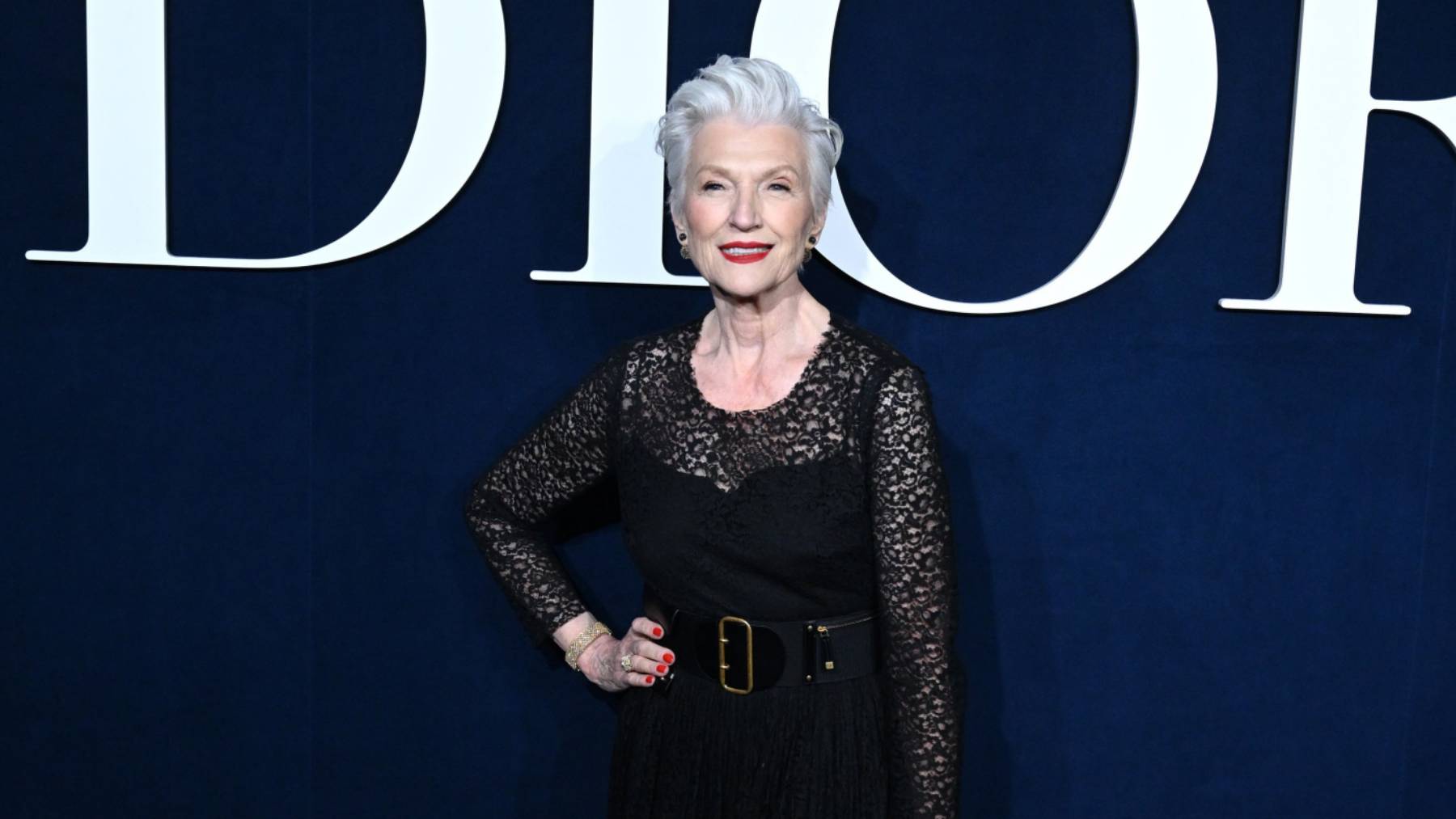 Maye, la madre de Elon Musk, modelo internacional que triunfa más allá ...