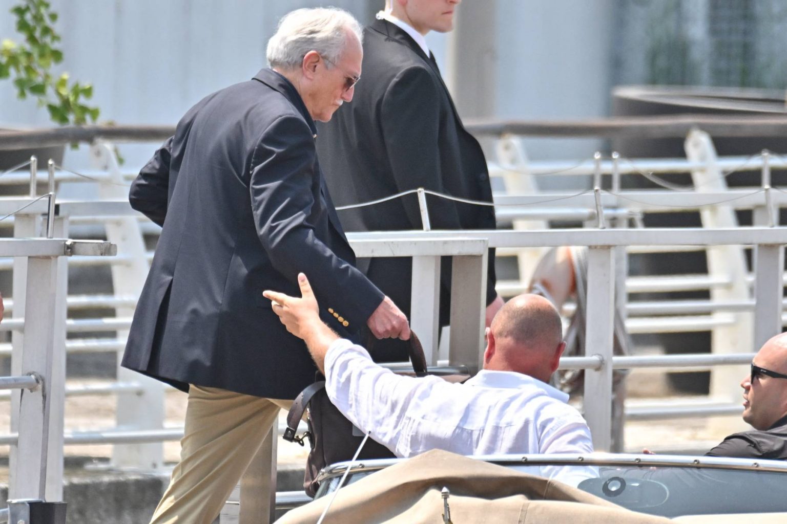 Todo sobre Miguel Bezos, el padre de Jeff Bezos que ya está en Venecia ...